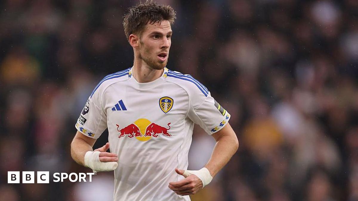 Leeds United news: Anton Stach on 'best midfield' he's played with ...