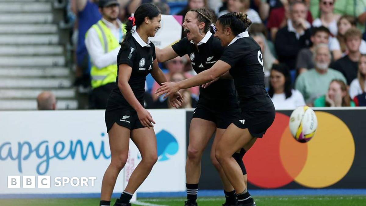New Zealand romp to victory against Ireland - as it happened - BBC Sport