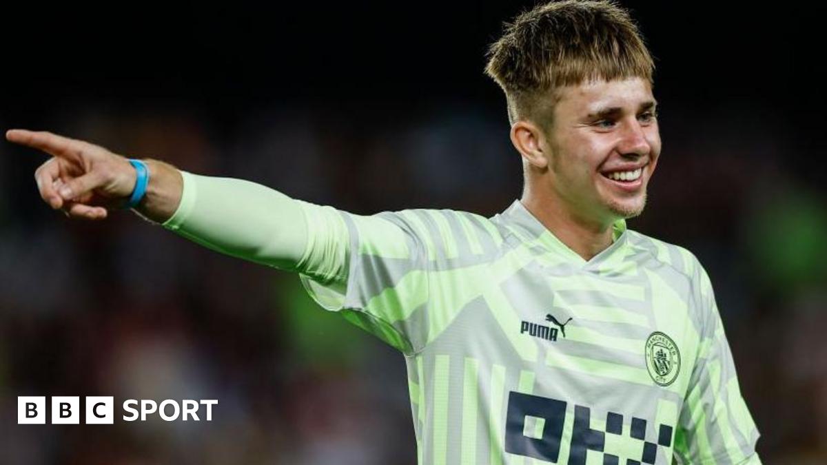 Manchester City: Ben Knight leaves for Real Murcia - BBC Sport