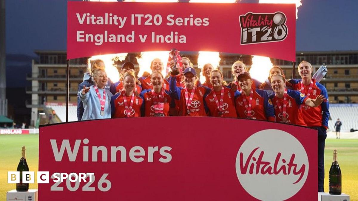 England vs India LIVE: Third women's T20, Taunton - cricket score ...