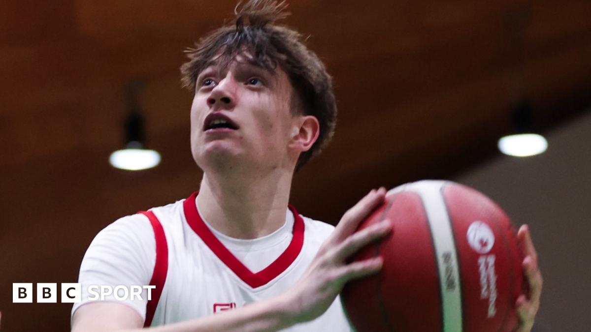 How 'angels' saved life of Sam Booth, 17, after a cardiac arrest playing basketball - BBC Sport