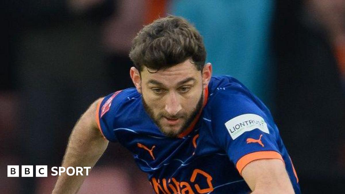 Charlie Goode: Former Brentford defender signs for Stevenage - BBC Sport