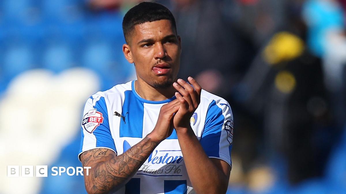 Colchester United: Alex Wynter signs new deal with relegated League One ...