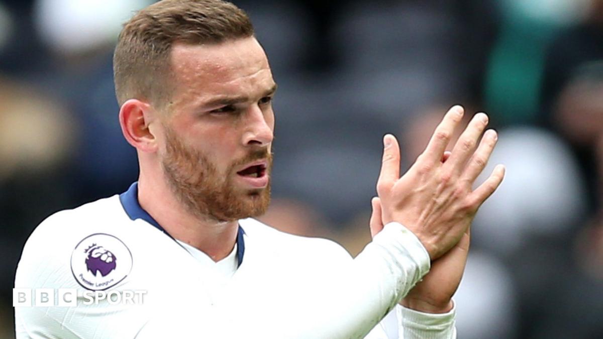 Vincent Janssen: Striker leaves Tottenham to join Monterrey - BBC Sport