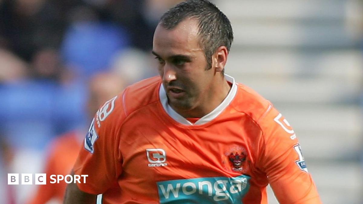 Gary Taylor-Fletcher: Former Blackpool striker retires aged 38 - BBC Sport
