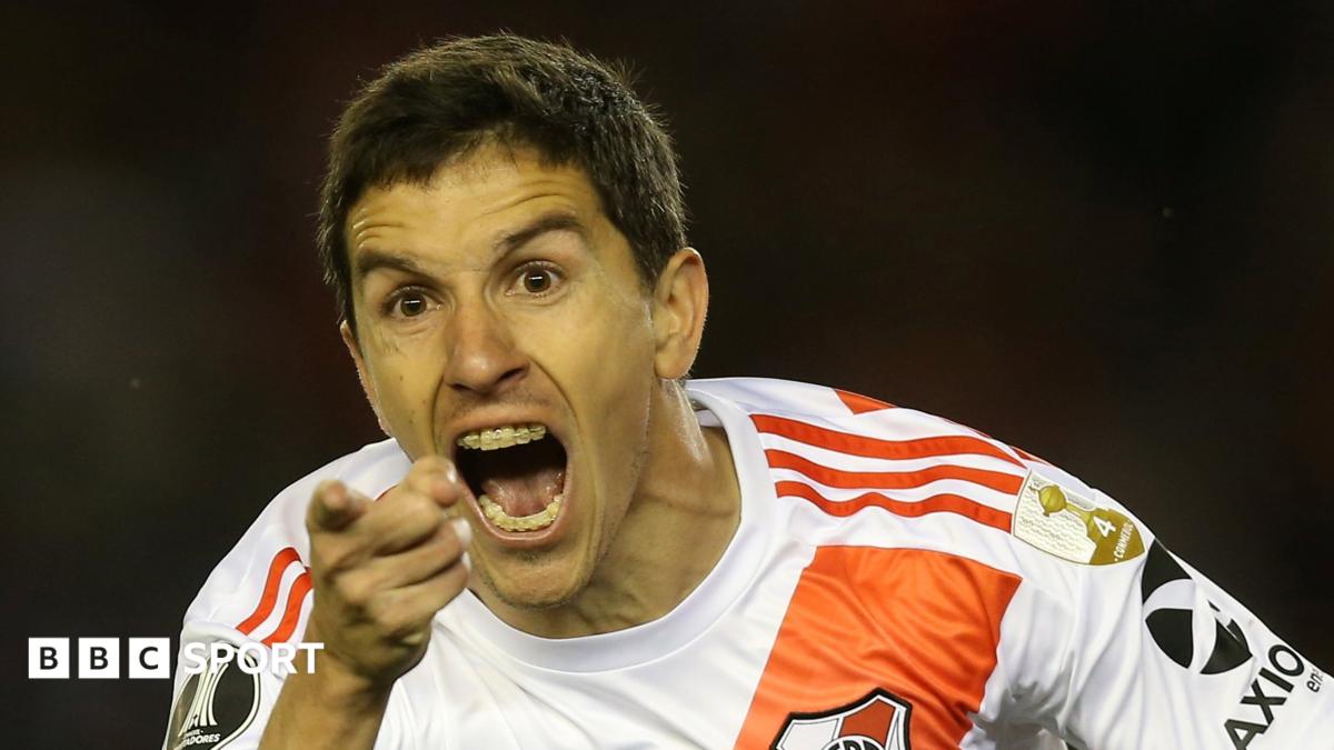 Copa Libertadores: River Plate beat Boca Juniors in first leg - BBC Sport