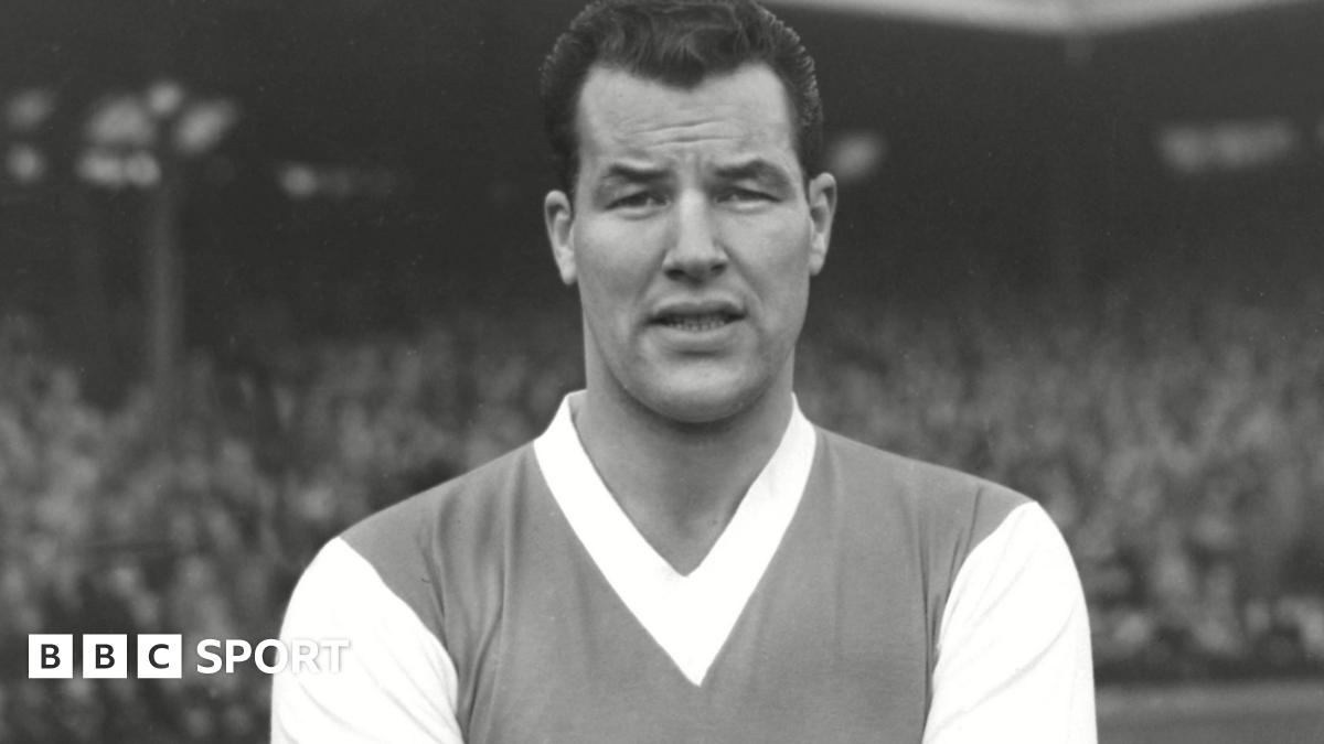 Obituary: Ex-Wales international Mel Charles dies, aged 81 - BBC Sport