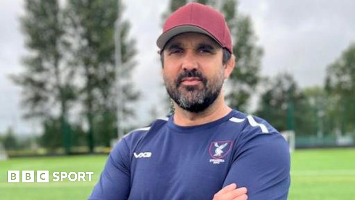 Jonathan Thomas: Ex-Wales back row becomes Swansea head coach - BBC Sport
