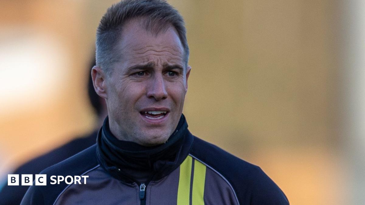 Luke Varney: Former Crewe, Charlton and Blackpool striker retires aged ...