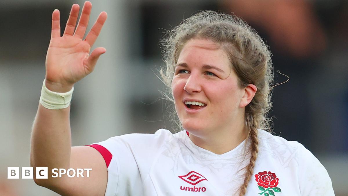 Poppy Cleall: Ex-prison officer, campaigner, England captain - BBC Sport
