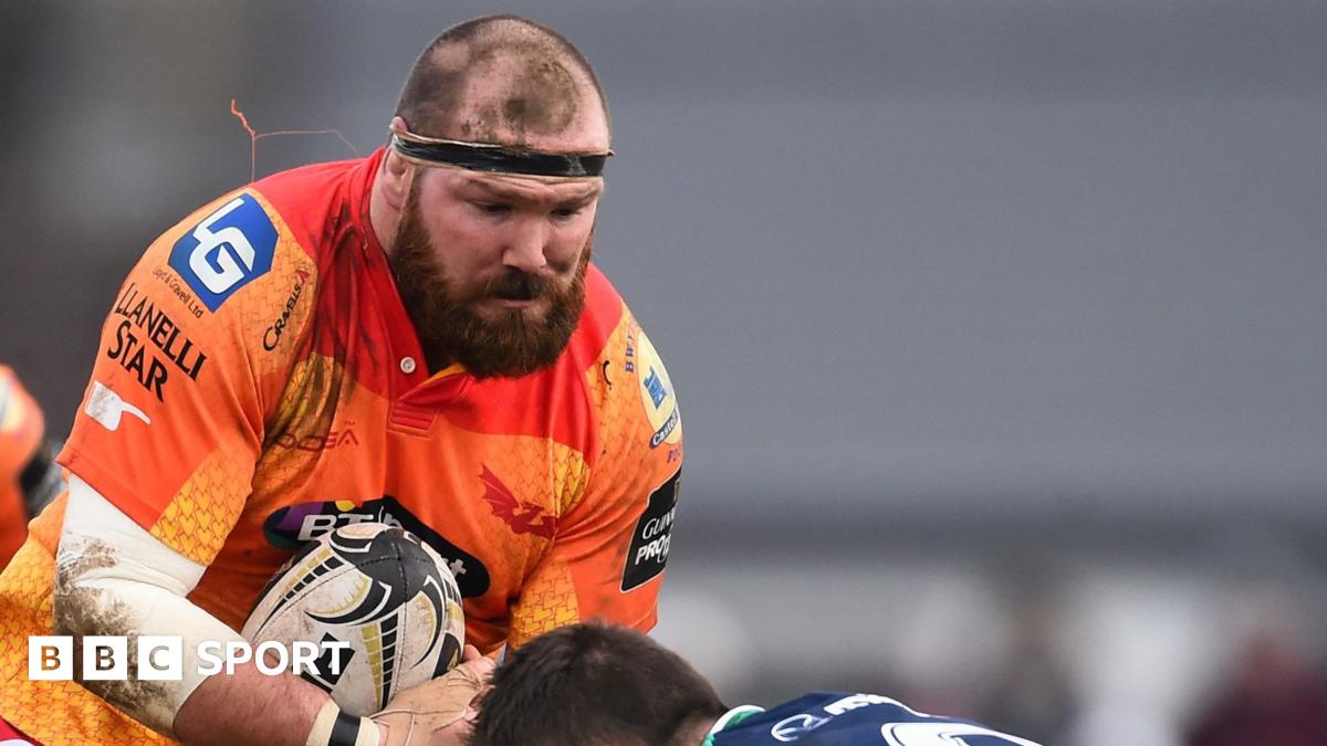 Scarlets bid farewell to veteran prop Phil John - BBC Sport