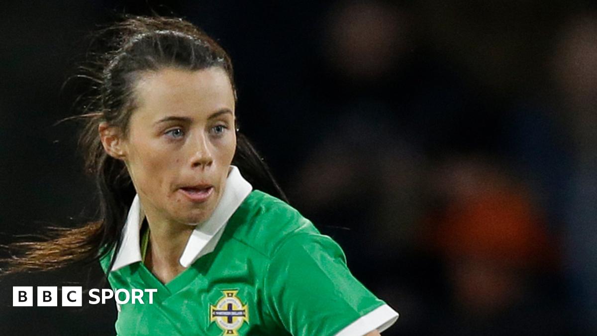 Laura Rafferty: Bristol City Women sign defender on season-long loan ...