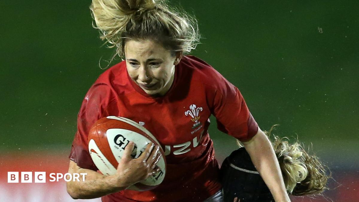 2019 Women's Six Nations: Wales recall fly-half Elinor Snowsill - BBC Sport