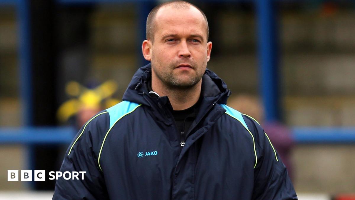 Kevin Nicholson: Torquay United manager signs new three-year contract ...