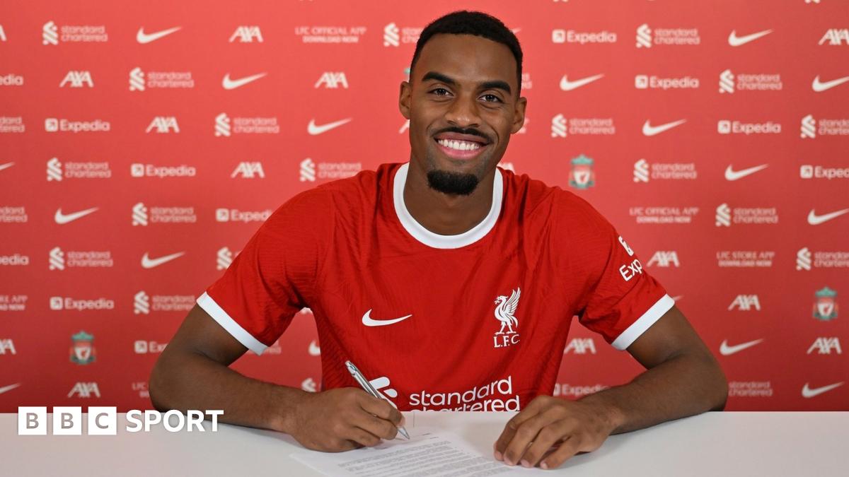 Ryan Gravenberch transfer news: Liverpool complete £34m signing of ...