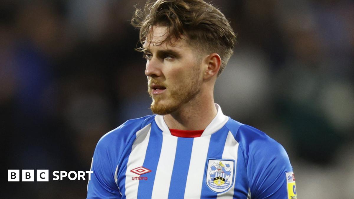 Connor Mahoney: Gillingham sign Huddersfield Town winger on loan - BBC ...