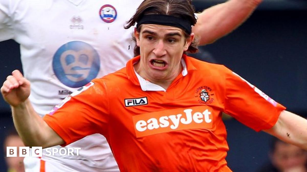 Crawley Town: Luke Rooney and Shamir Fenelon sign for club - BBC Sport