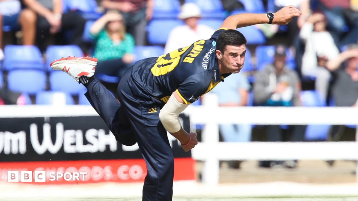 Ruaidhri Smith: Glamorgan & Scotland all-rounder signs new county ...