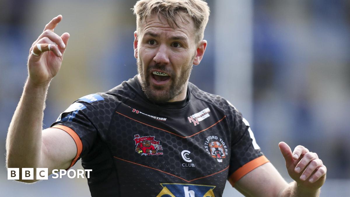 Michael Shenton: Castleford Tigers captain could miss rest of season ...