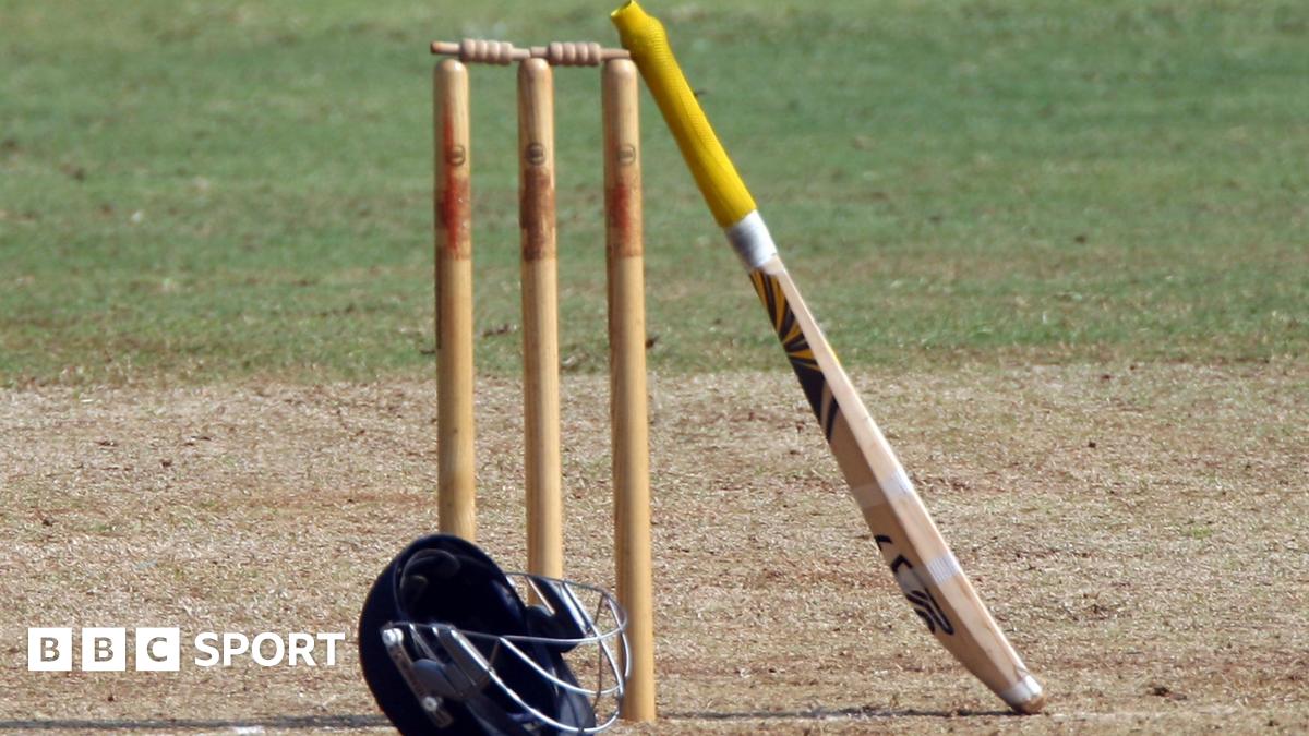 Big Bash League: Bat flip to replace coin toss for 2018-19 - BBC Sport