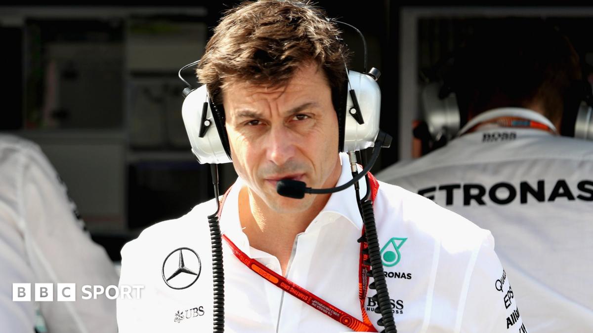 Australian Grand Prix: Mercedes chief predicts three-way fight for F1 ...