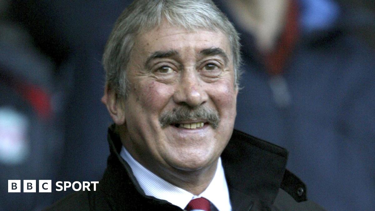 David Moores: Former Liverpool chairman and owner dies aged 76 - BBC Sport