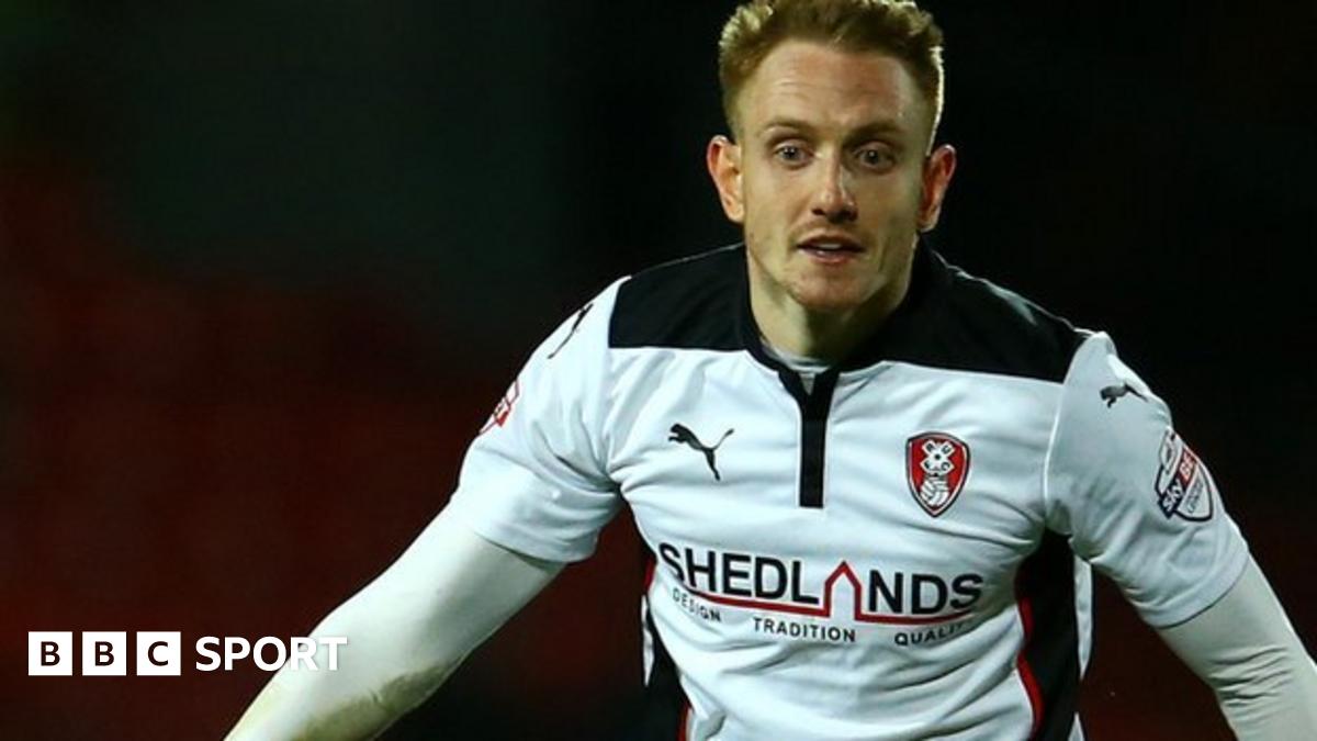 Rob Milsom: Notts County sign Rotherham midfielder - BBC Sport
