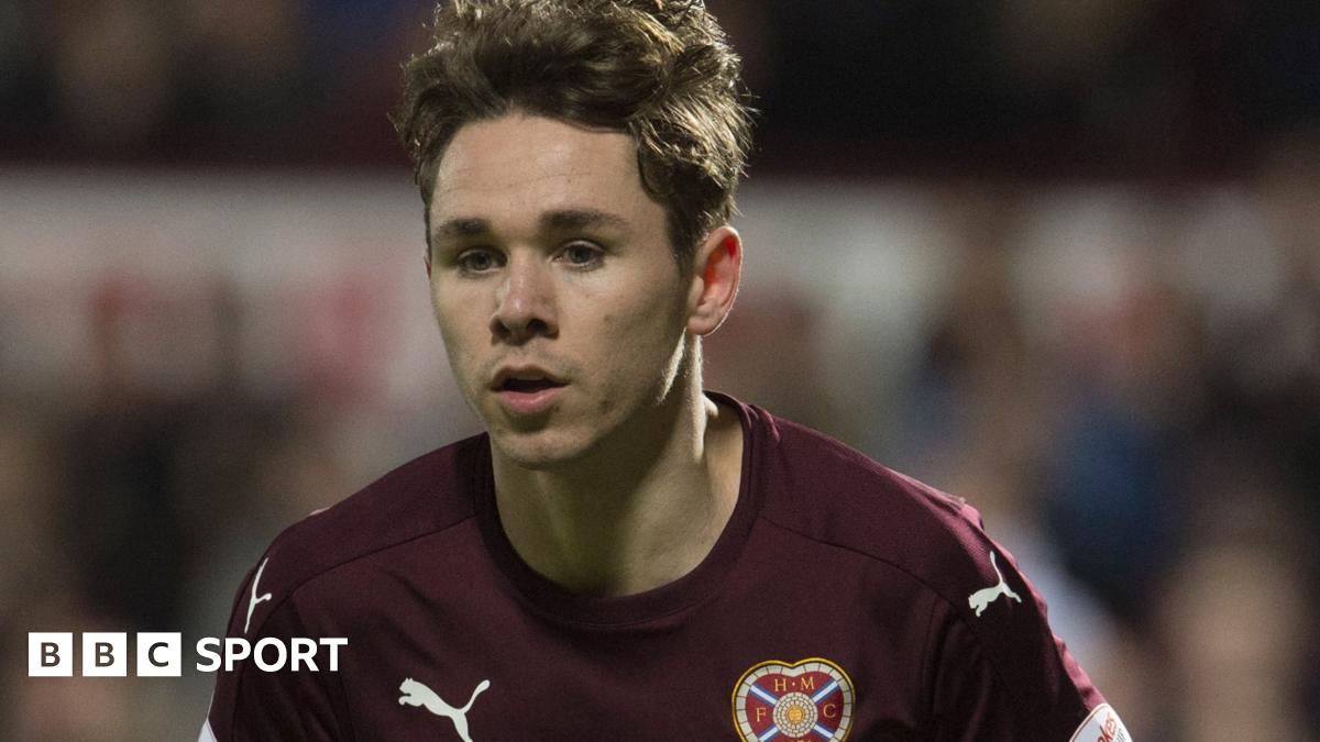 Hearts: Winger Sam Nicholson makes move to Minnesota United - BBC Sport