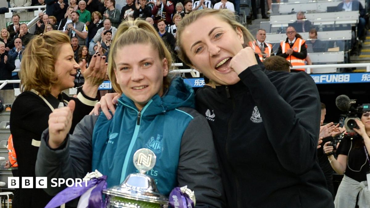 Newcastle United Women: Third-tier side turn professional following ...