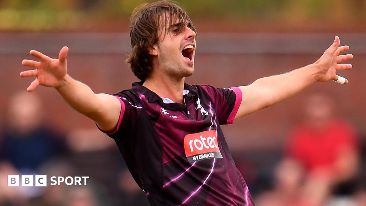 Ben Green: Somerset all-rounder signs new two-year contract - BBC Sport