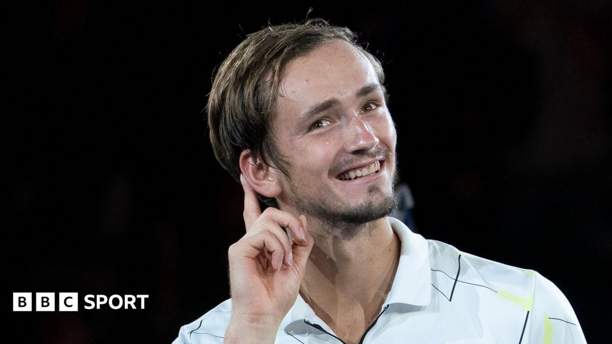 US Open 2019: Daniil Medvedev wins over crowd in defeat by Rafael Nadal ...