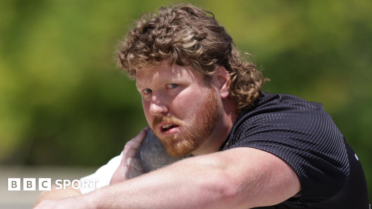 Ryan Crouser breaks own shot put world record in Los Angeles - BBC Sport