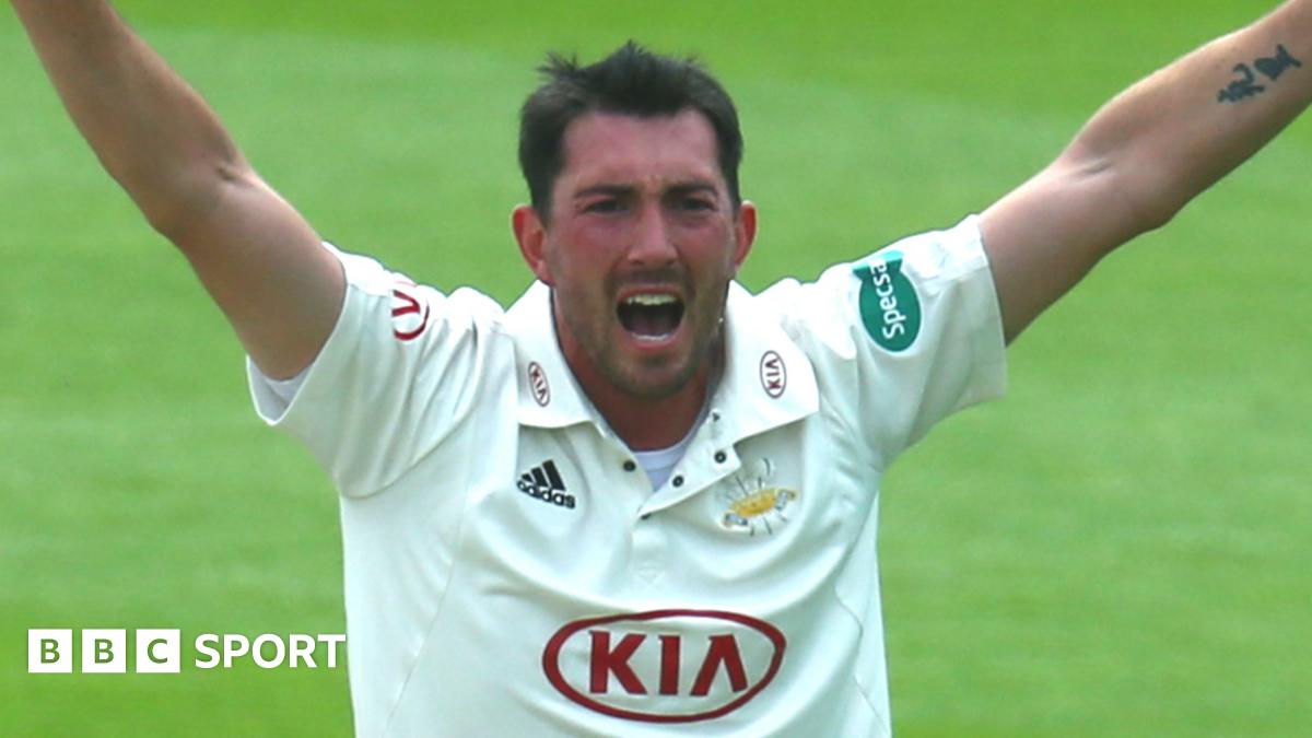 Mark Footitt: Lancashire sign Notts fast bowler on loan - BBC Sport