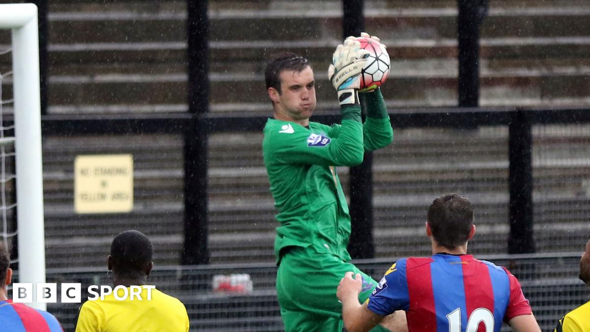 Cambridge United: George Maris and David Gregory join U's - BBC Sport