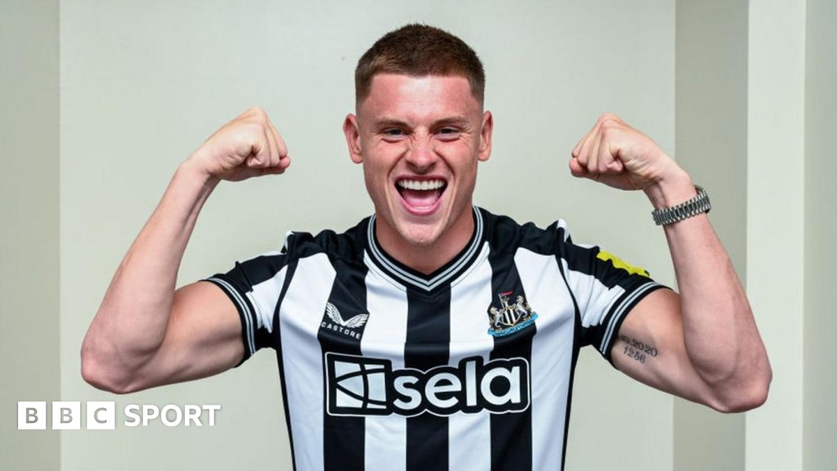 Harvey Barnes: Newcastle sign England winger from Leicester City for £ ...
