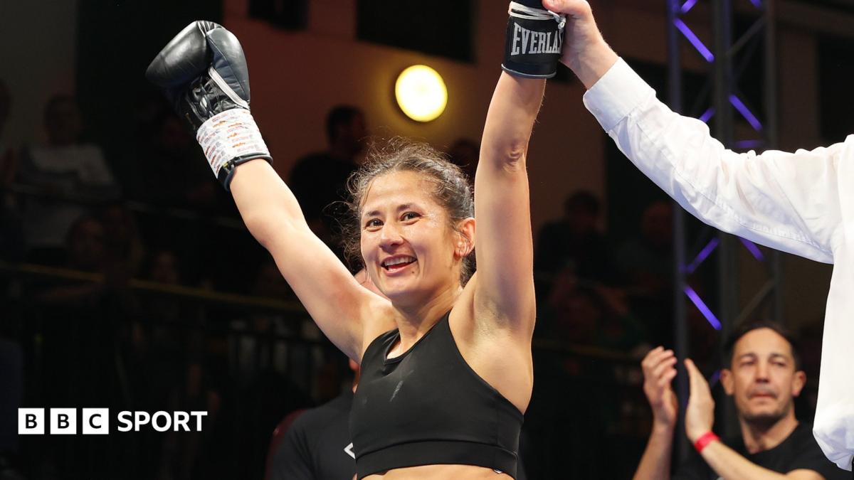 Nina Hughes: Meet the 41-year-old who became boxing world champion in ...
