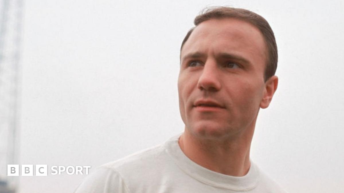 George Cohen: England World Cup winner and Fulham right-back dies, aged ...