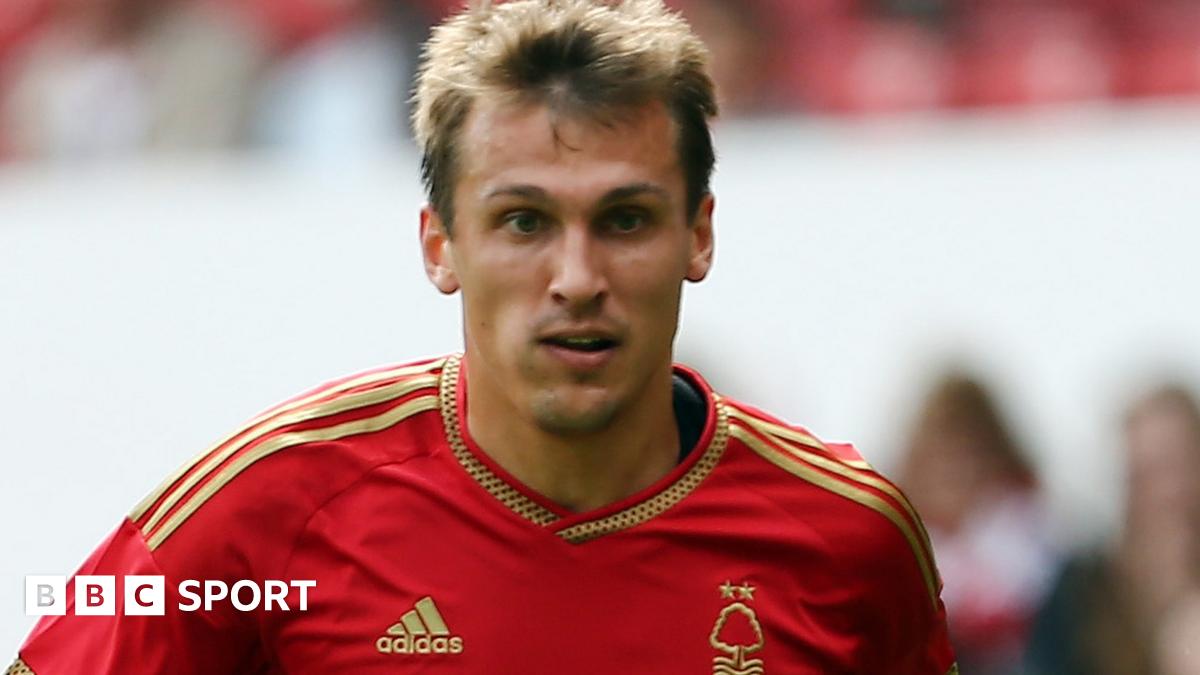 Robert Tesche: Birmingham City sign former Nottingham Forest midfielder ...