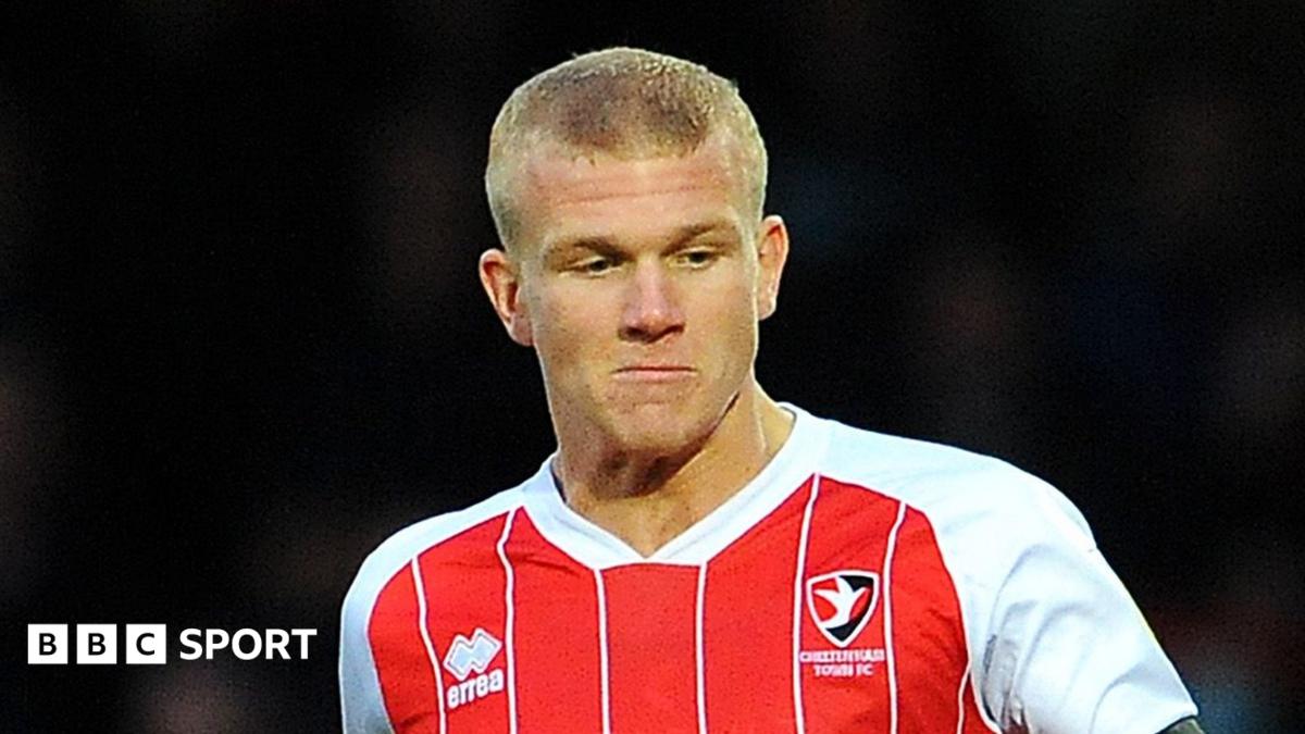 Lewis Freestone: Cheltenham defender signs two-year extension - BBC Sport