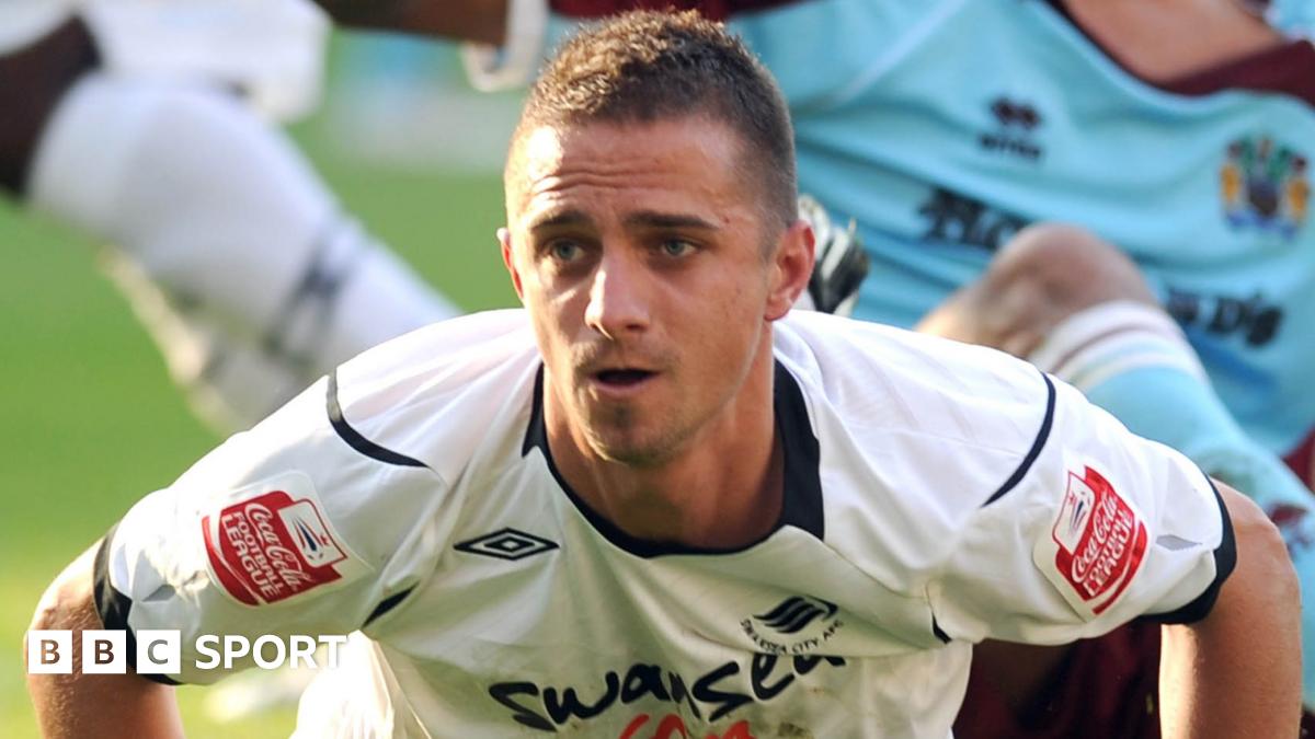Ferrie Bodde: Ex-midfielder dreams of Swansea City return - BBC Sport