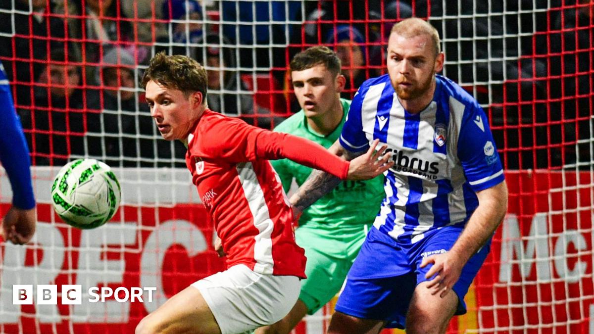 Watch: Larne vs Coleraine: Irish Premiership - BBC Sport