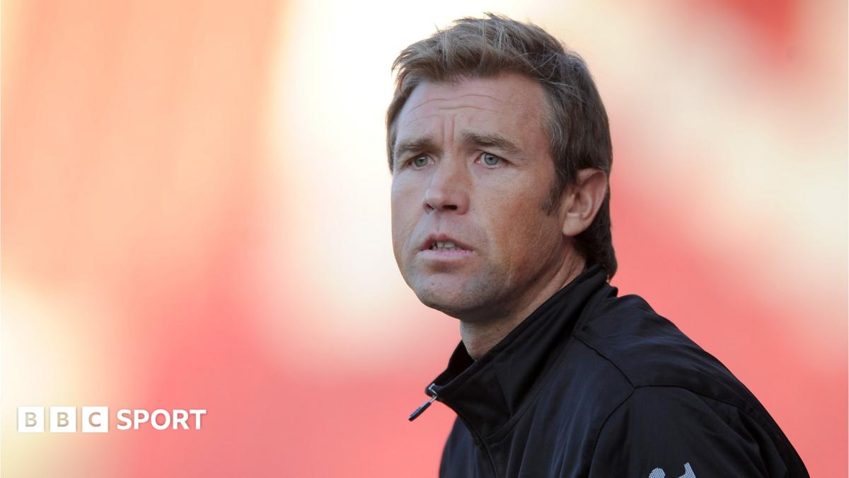 Andy Legg returns as Llanelli Town manager - BBC Sport