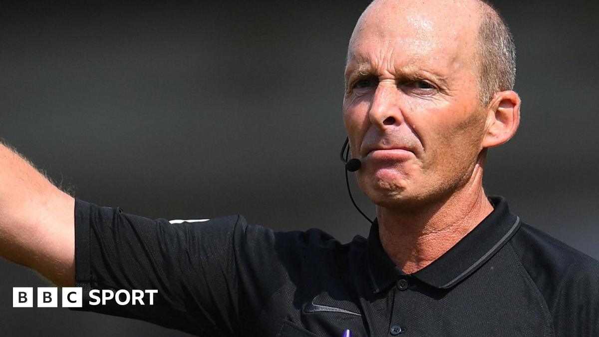 Tranmere Rovers 1-0 Walsall: Mike Dean stands in as fourth official ...