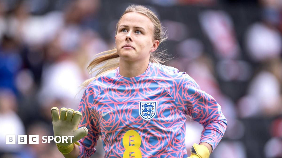 Hannah Hampton: Chelsea sign England goalkeeper after Aston Villa contract expires - BBC Sport