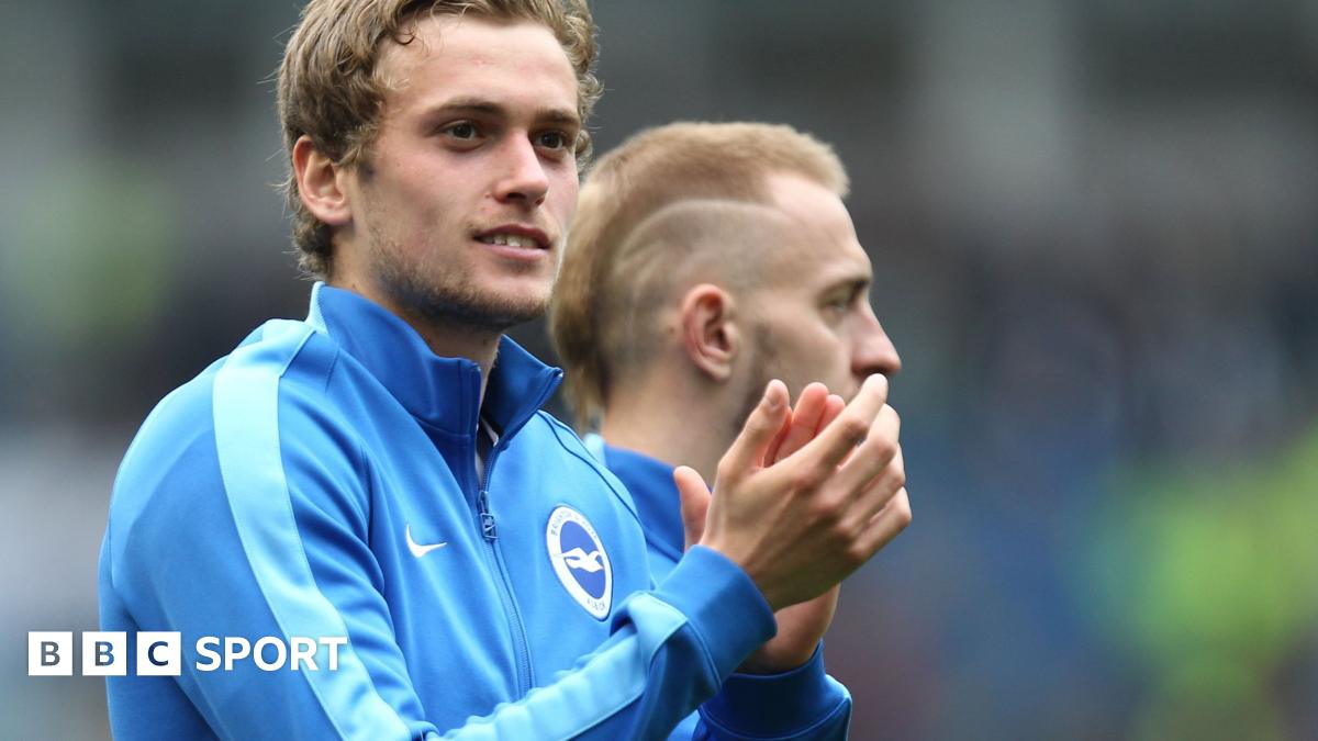 James Wilson: Manchester United striker joins Derby County on loan ...