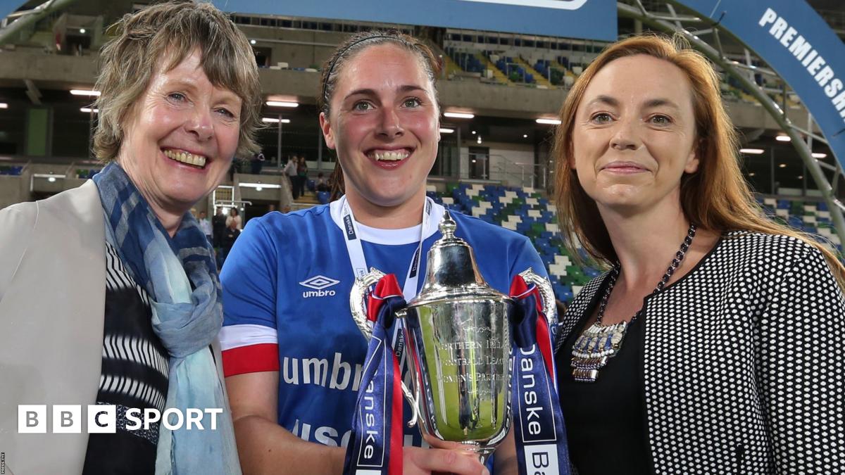 Linfield Ladies crowned Premiership champions - BBC Sport