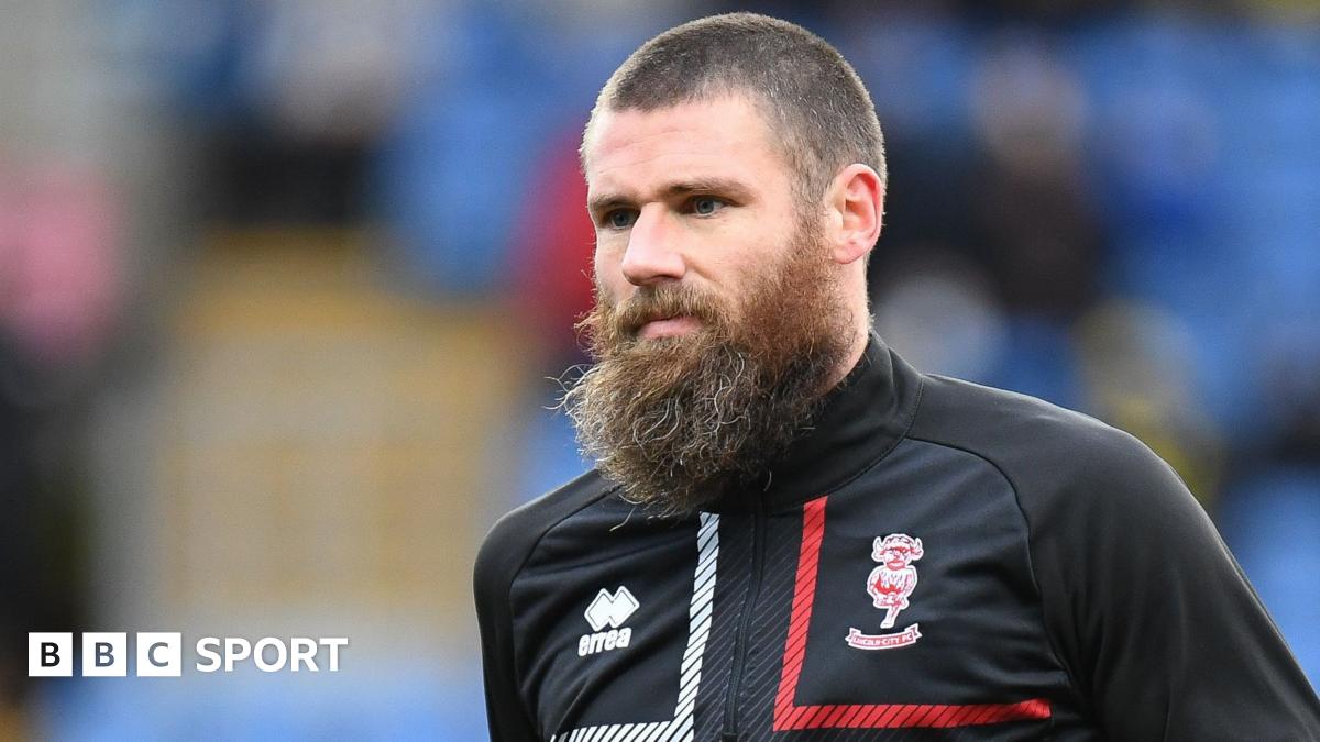 Michael Bostwick: Burton Albion sign experienced defender released by ...