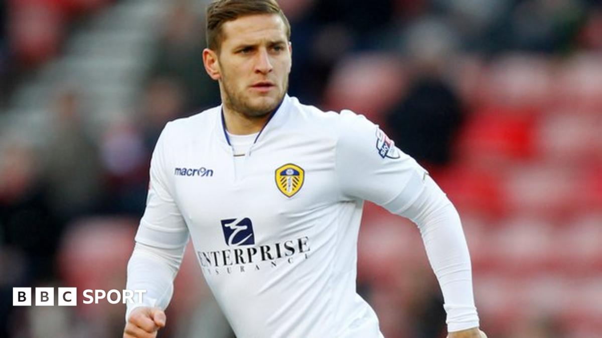 Billy Sharp: Leeds United striker set for Sheffield United talks - BBC ...