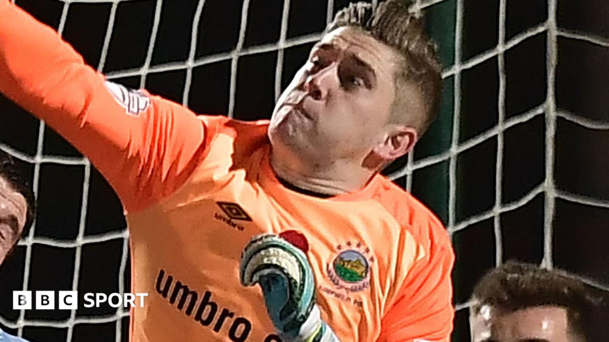 Gareth Deane: Coleraine sign goalkeeper from Linfield in loan deal ...