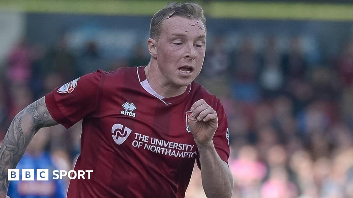 Nicky Adams and Joe McKee: Carlisle United to make double signing - BBC ...